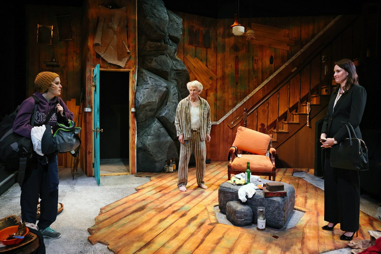 Review: Mr Bailey’s Minder, Ensemble Theatre | Eastside Radio 89.7FM